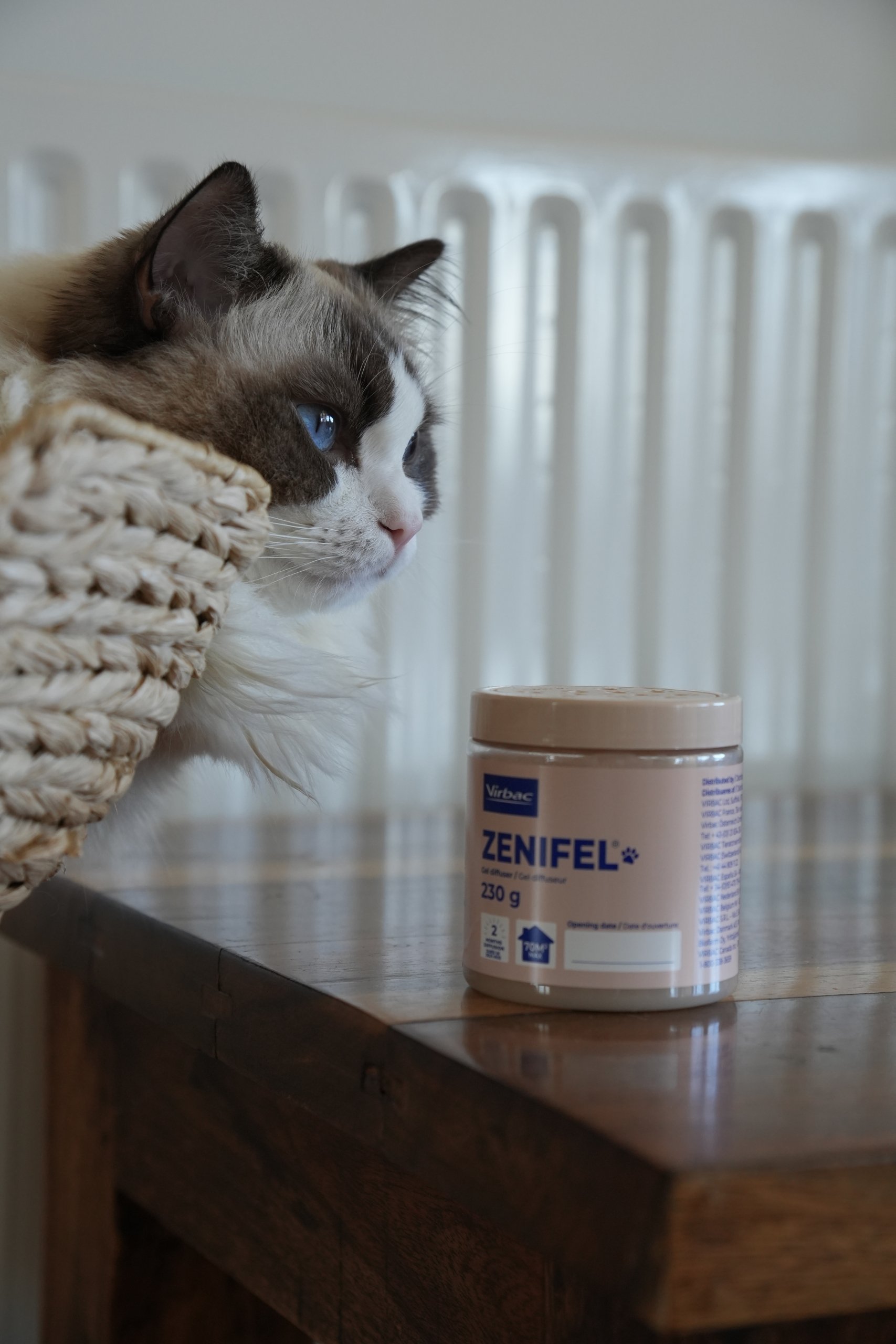 Zenifel Gel Diffuser with Calming Pheromones for Cats - Virbac UK